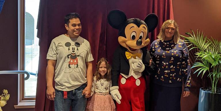 Wish To Meet Mickey Mouse |Amelia's Life-Changing Wishs - Make-A-Wish ...
